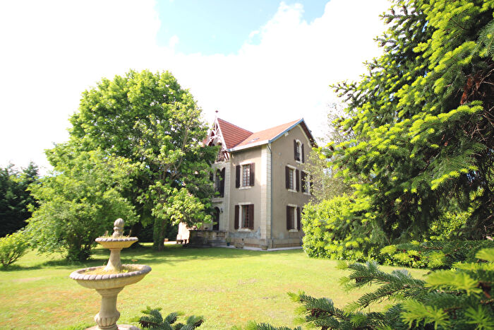 Maison 9 pièces à vendre - Saint-Paul-de-Jarrat