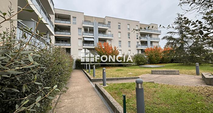 Appartement à vendre - Décines-Charpieu, Centre-ville - 2 pièces - 1 chambre