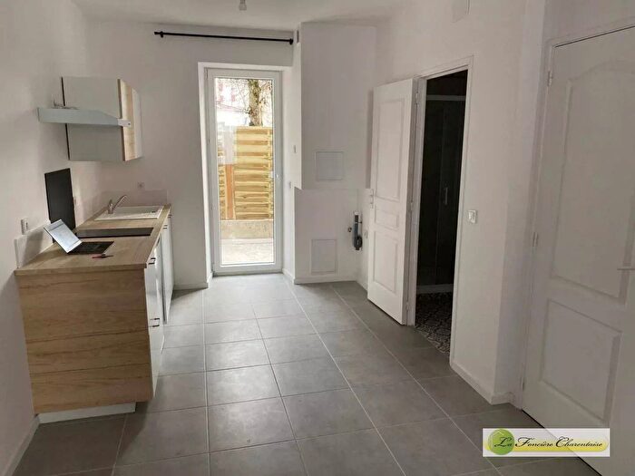 Appartement 1 pièce à louer à Bel Air-Grand Font-Madeleine, Angoulême