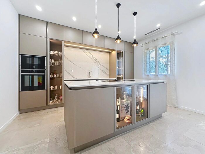 Maison à vendre - Cahors, Centre-ville - 4 pièces - 3 chambres