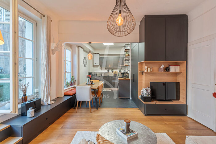 Appartement à vendre - Metz, Centre-ville - 4 pièces - 2 chambres