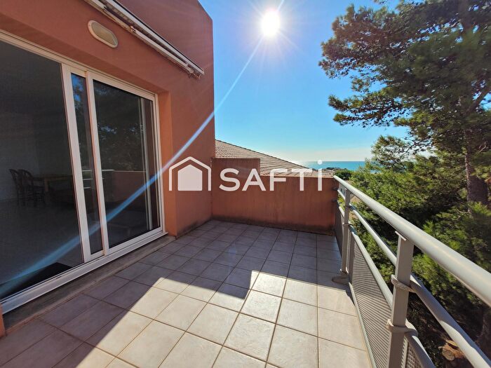 Fleury, Saint-Pierre, Les Cabanes : Appartement 2 pièces à vendre