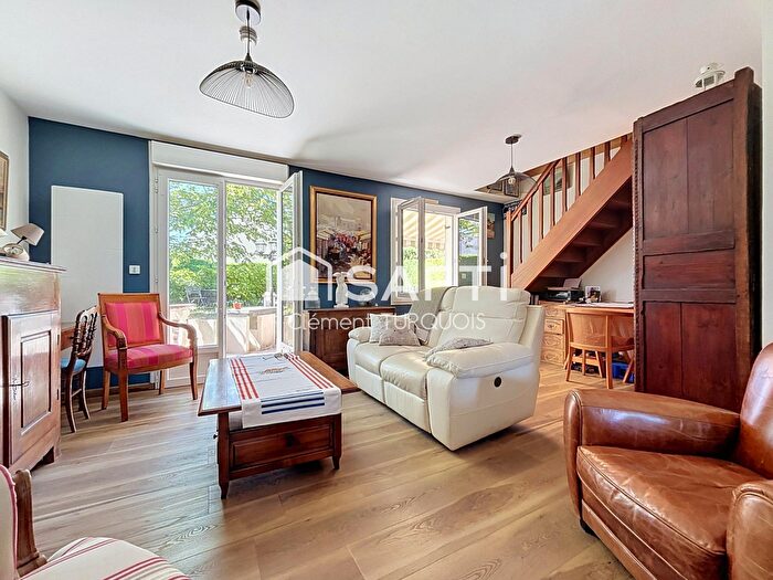 Maison 5 pièces à vendre à Cinq-Mars-la-Pile