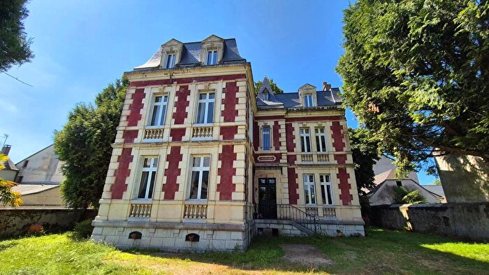 Maison à vendre - Nay - 7 pièces - 6 chambres