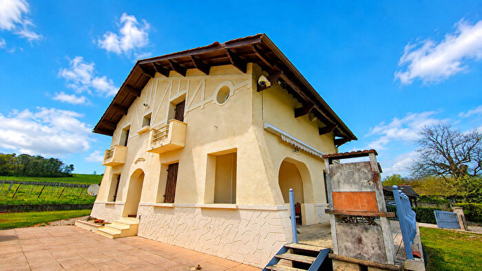 Maison 7 pièces à Rouffignac-de-Sigoulès, à vendre