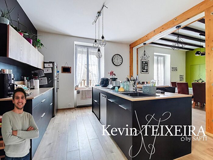 Maison à vendre - Durtal - 8 pièces - 5 chambres