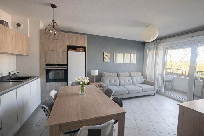 Appartement à vendre - Marseille e , Saint-Just - 3 pièces - 2 chambres