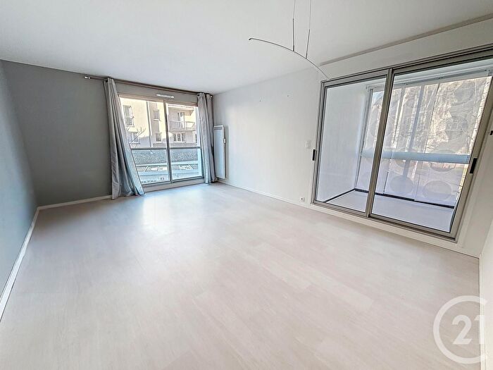 Appartement à louer - Olivet, Val-Couasnon - 3 pièces - 2 chambres