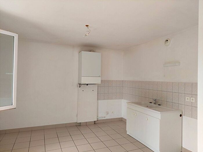Appartement à louer - Les Bords de Loire, Roanne - 2 pièces - 1 chambre