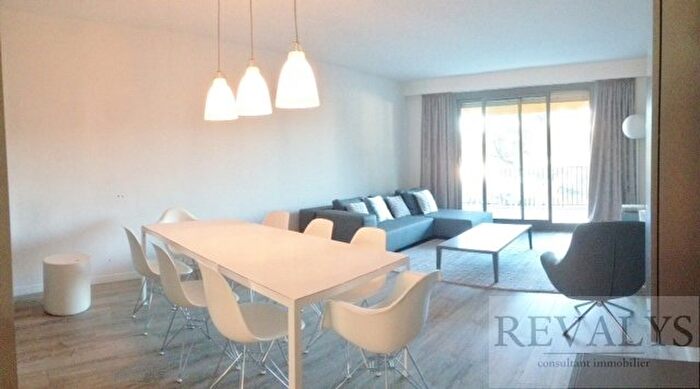 Appartement à vendre - Nice, Le Port - 3 pièces - 2 chambres