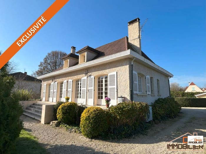Maison 8 pièces à Saint-Julien-de-Lampon, à vendre