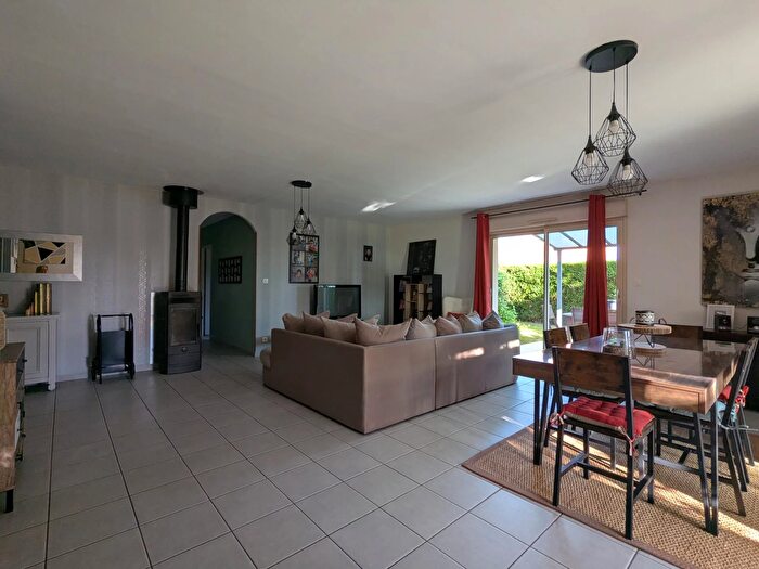 Maison 4 pièces à vendre - Bussière-Galant