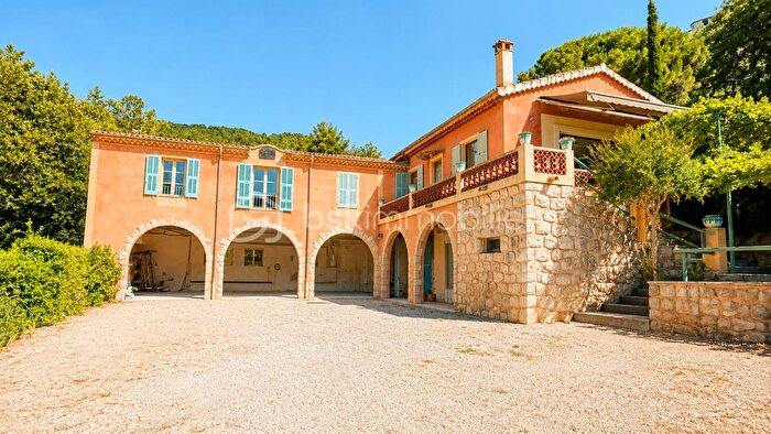 Maison 6 pièces à louer à Vence, Saint-Martin, Lubiane, Le Suve