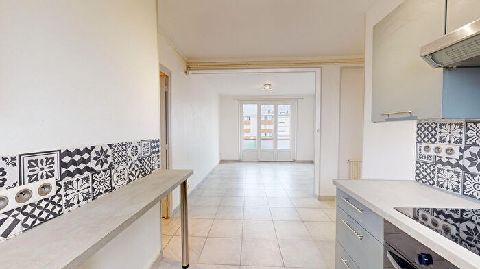 Appartement 4 pièces à Chenôve, à louer