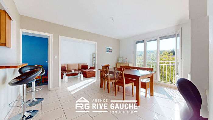 Appartement à vendre - Roussillon - 4 pièces - 2 chambres