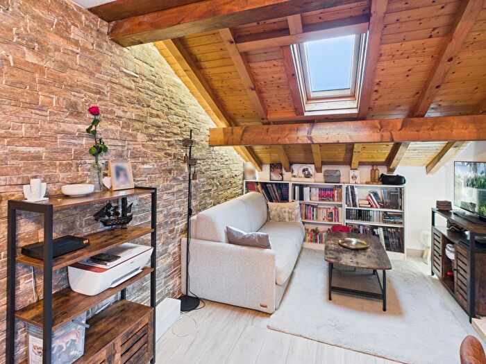 Appartement à vendre - Verchaix - 3 pièces - 2 chambres