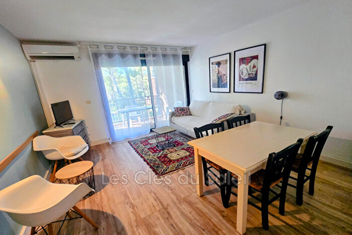 Sanary-sur-Mer, Motier, La Milhière : Appartement 2 pièces à vendre