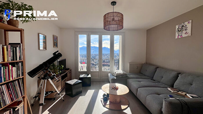 Appartement à vendre - Voiron, Souillet, Vouise, Belvédère - 3 pièces - 2 chambres