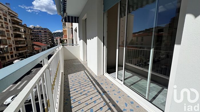 Maisons à vendre et appartements à louer - 1