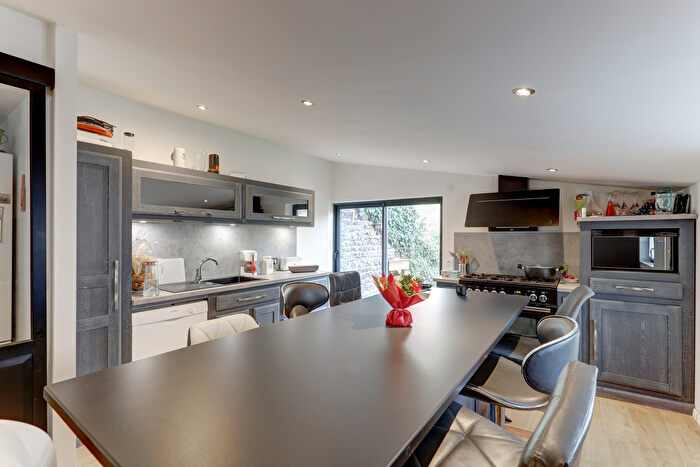 Maison à vendre - Nohanent - 5 pièces - 3 chambres