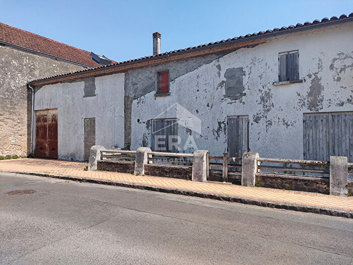 Maison 6 pièces à vendre - Saint-Christoly-de-Blaye