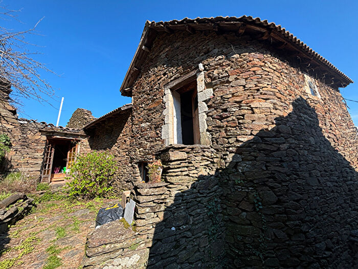 Maison à vendre - Bonnevaux - 3 pièces - 1 chambre