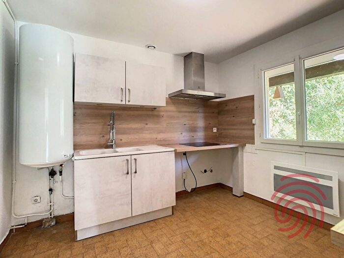 Maison à louer - Lamalou-les-Bains - 4 pièces - 3 chambres