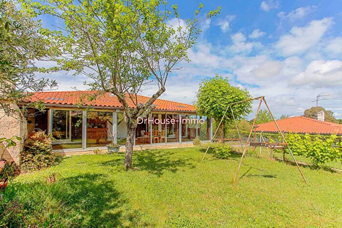 Maison 5 pièces à Artigues-près-Bordeaux, à vendre