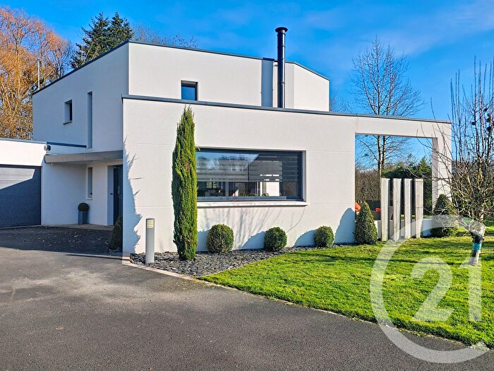 Maison à vendre - Plouagat - 7 pièces - 4 chambres