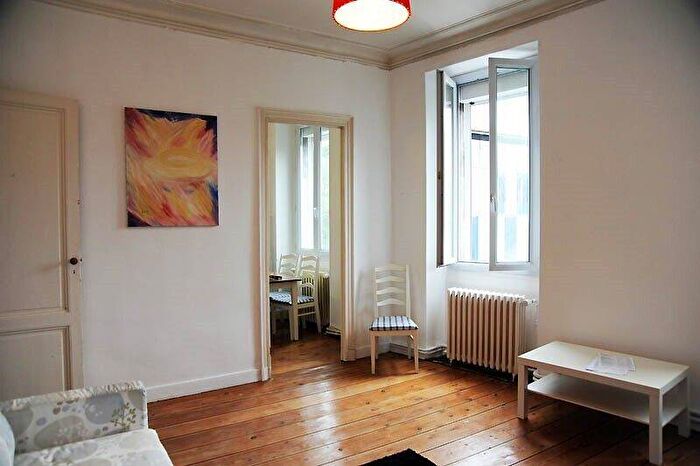Appartement à louer - Bordeaux - 2 pièces - 1 chambre