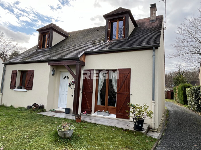 Maison à vendre - Larchant - 5 pièces - 4 chambres