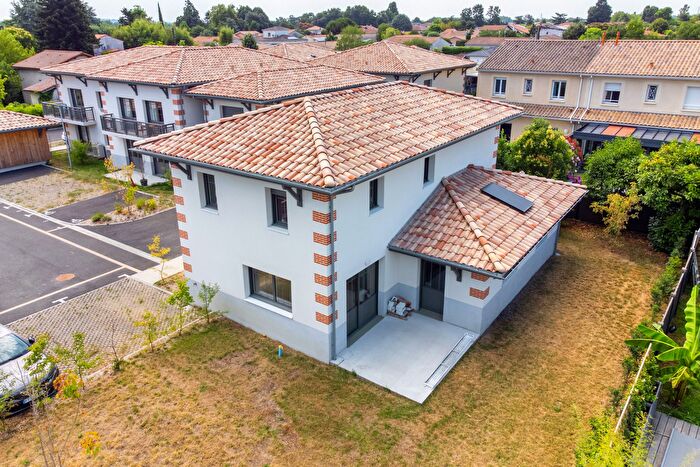 Maison à vendre - Villenave-dOrnon, Pontac, La Générale - 6 pièces - 5 chambres