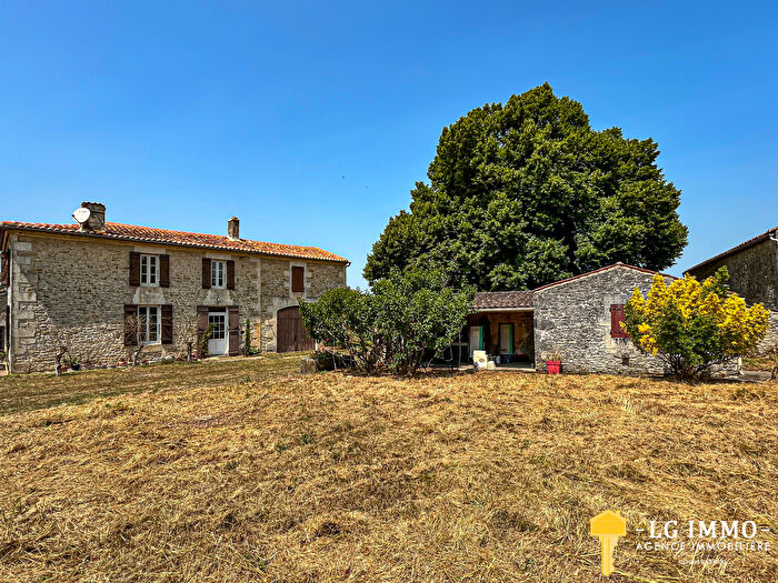 Maison à vendre - Saint-André-de-Lidon - 5 pièces - 4 chambres