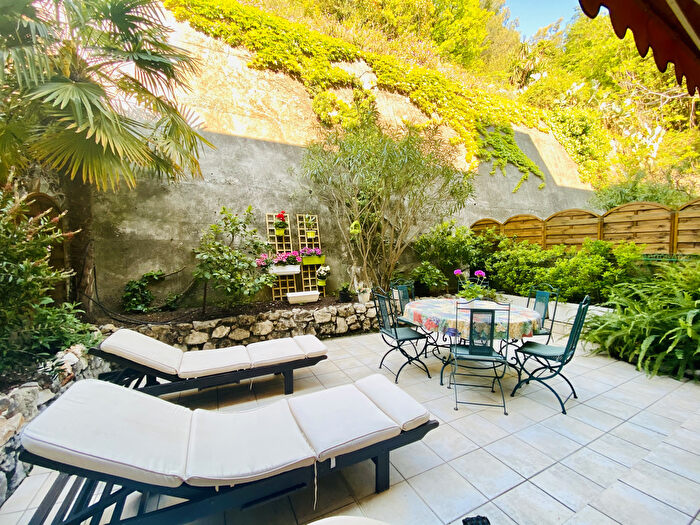 Appartement à vendre - Menton, Haut Borrigo, Saint-Paul-Garavan, Vallée de Gorbio - 3 pièces - 2 chambres