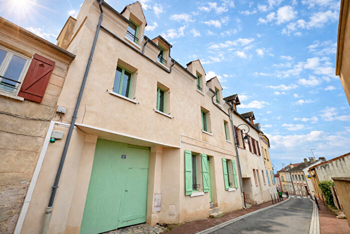 Appartement 4 pièces à vendre à Conflans-Sainte-Honorine, Vieux Conflans