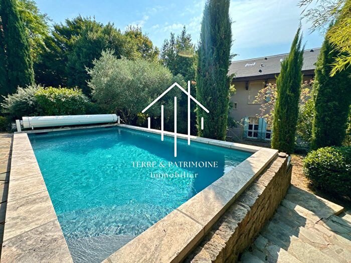 Maison à vendre - Aubenas, Centre-ville - 9 pièces - 5 chambres