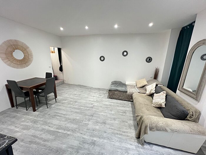 Maison à vendre - Nanteuil-lès-Meaux - 6 pièces - 4 chambres