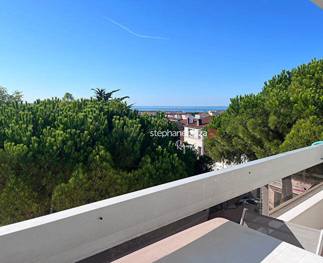 Appartement à vendre - Royan, Saint-Pierre - 3 pièces - 2 chambres