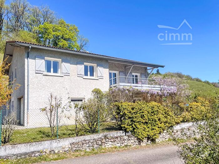 Maison 6 pièces à Sainte-Marie-dAlloix, à vendre