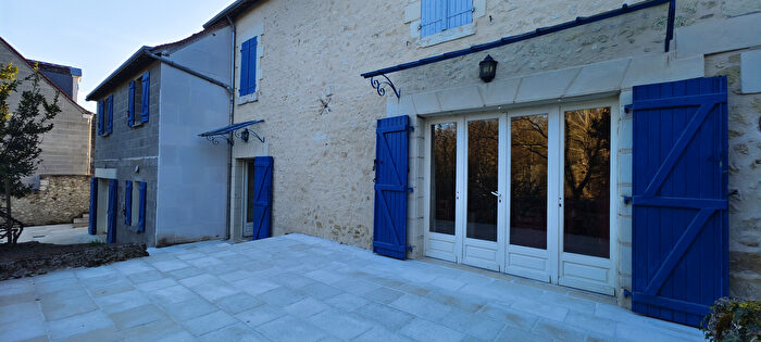 Maison à vendre - Saint-Martin-le-Beau - 6 pièces - 2 chambres