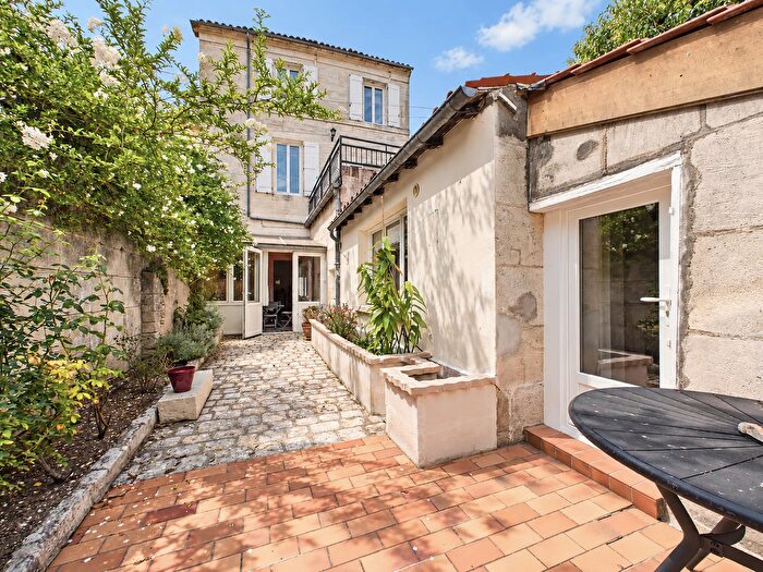 Jarnac - Maison 11 pièces à vendre