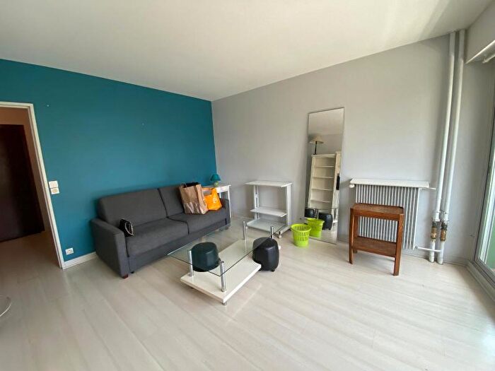 Paris 15ème, Pasteur, Montparnasse : Appartement 1 pièce à louer