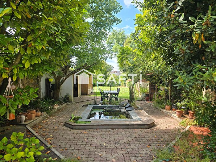 Maison à vendre - Vierzon, Bois dYèvre - 5 pièces - 2 chambres