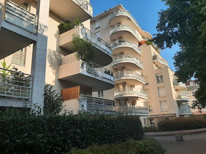 Appartement à louer - Monplaisir Lumière, Lyon ème arrondissement - 3 pièces - 2 chambres