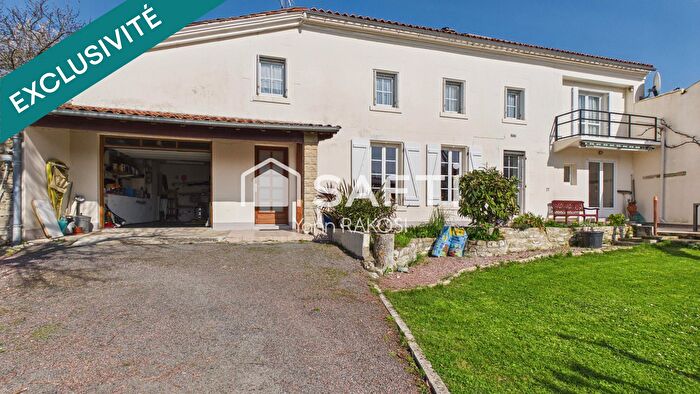 Maison à vendre - Aulnay - 5 pièces - 3 chambres