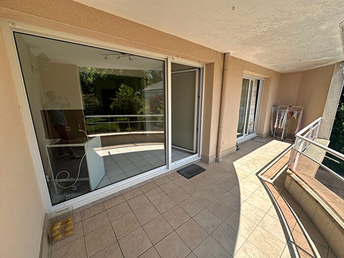 Cosnes-et-Romain : Appartement 3 pièces à vendre
