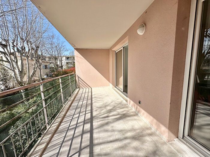 Appartement à vendre - Marseille e , Saint-Mitre - 3 pièces - 2 chambres