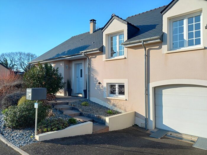 Maison à vendre - Bonchamp-lès-Laval - 6 pièces - 3 chambres