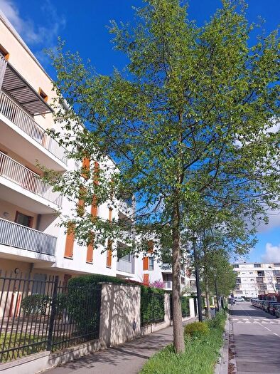 Appartement à louer - Wallon Vedrines, Trappes - 3 pièces