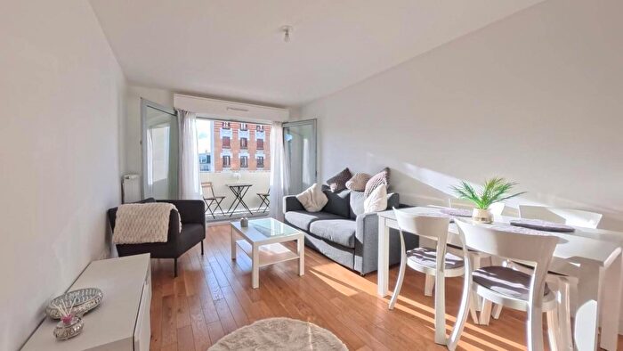 Appartement à louer - Marceau, République, Courbevoie - 2 pièces - 1 chambre